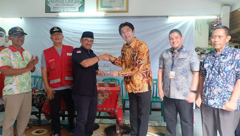 Serah Terima Fasilitas Sanitasi ke Warga Kayu Manis - PT Hexindo ...